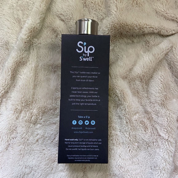 Swell | Kitchen | Sip By Swell Insulated Water Bottle | Poshmark